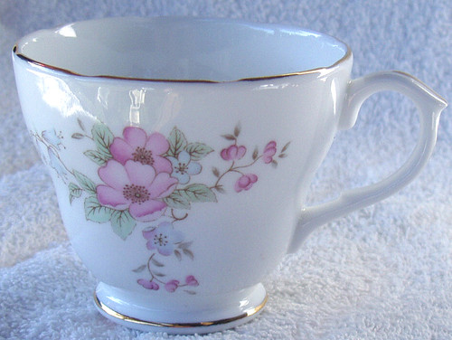 1960's ~ 1980's English China DUCHESS Pink Primroses Teacup ONLY