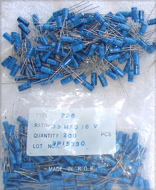 CDE Type 226 Electrolytic Capacitor 33uF 16V 105C Radial NEW Old Stock