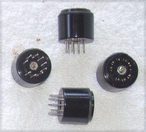 Black Thermo Plastic 9 Pin Valve Tube Base (Extender) NEW Old Stock