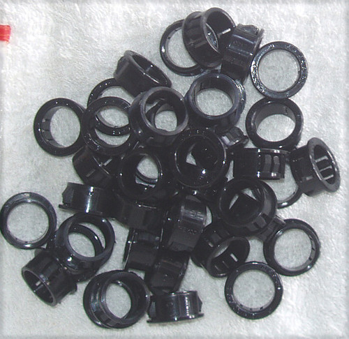 HEYCO Snap Bushing 21.75mm O.D NEW Old Stock