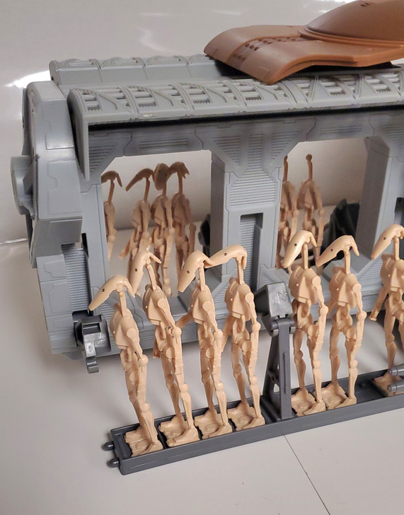 Hasbro Star Wars MTT Droid Carrier Multi Troop Transport (no package)