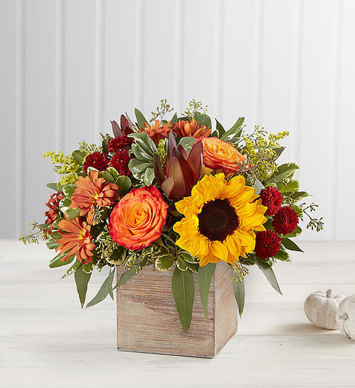 How to Decorate For Fall - Nancy's Floral