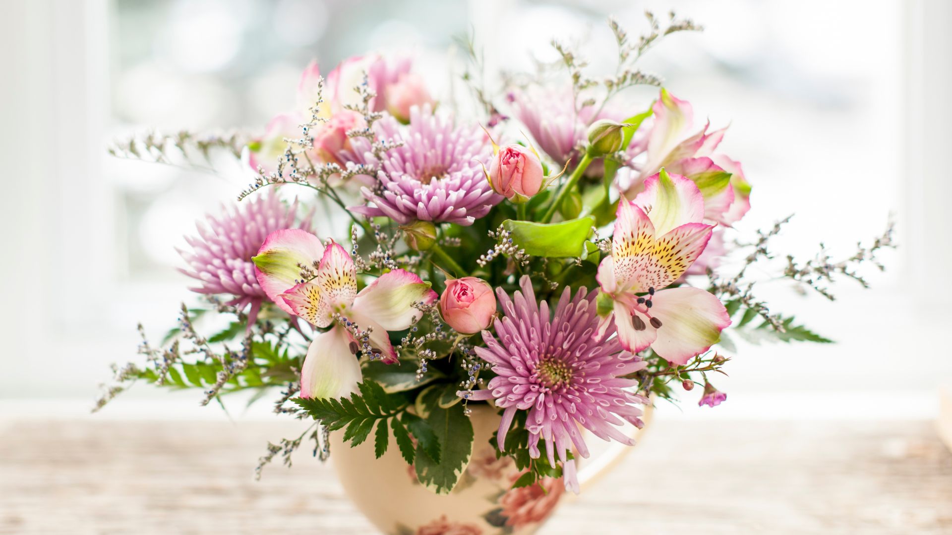 4 Gorgeous Spring Flower Arrangements for Every Occasion - Nancy's Floral