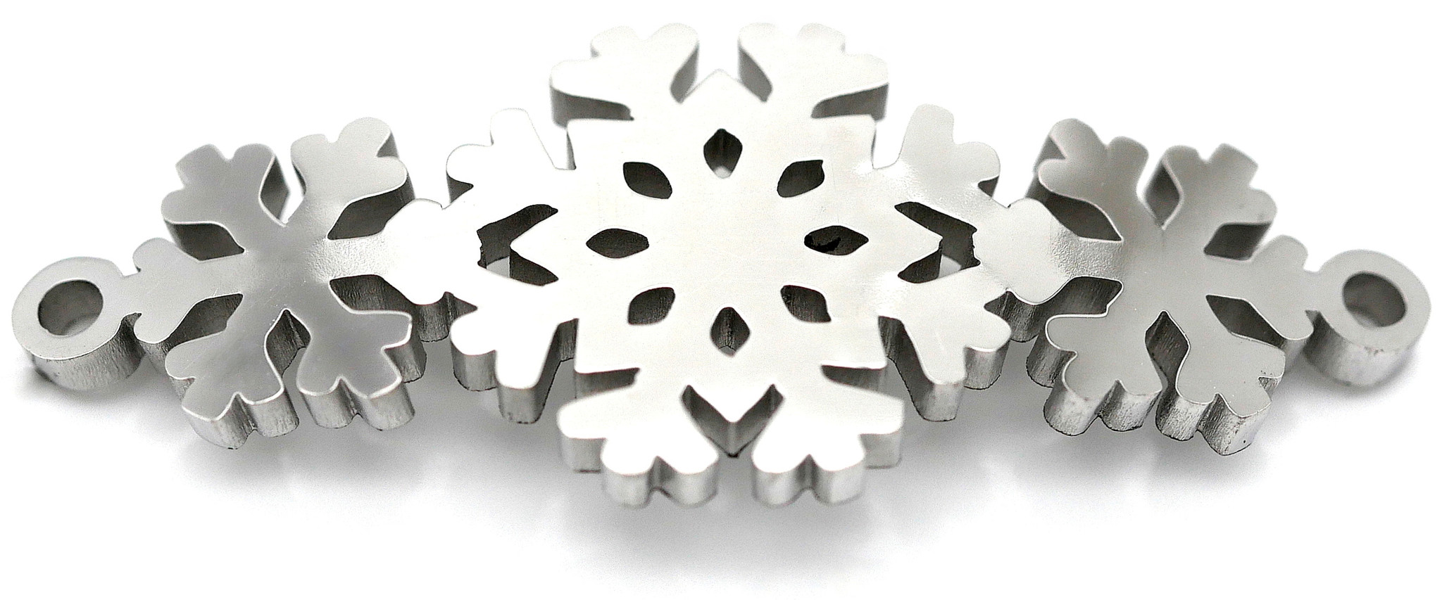 28x11mm Stainless Steel Laser-Cut Triple Snowflake Link - Bead Box Bargains