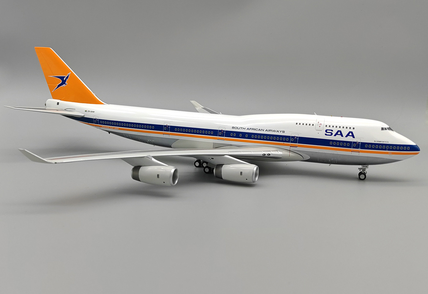 Inflight 200 model aircraft