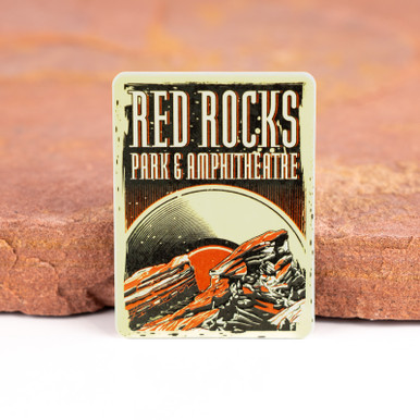 Red Rocks Retro Malta Magnet