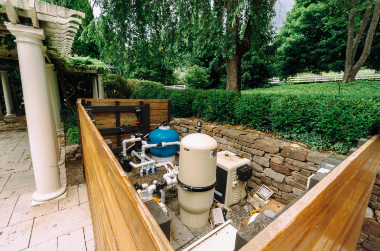 How to Choose the Right Pond Filter for Your Pond - Fitzs Fish Ponds