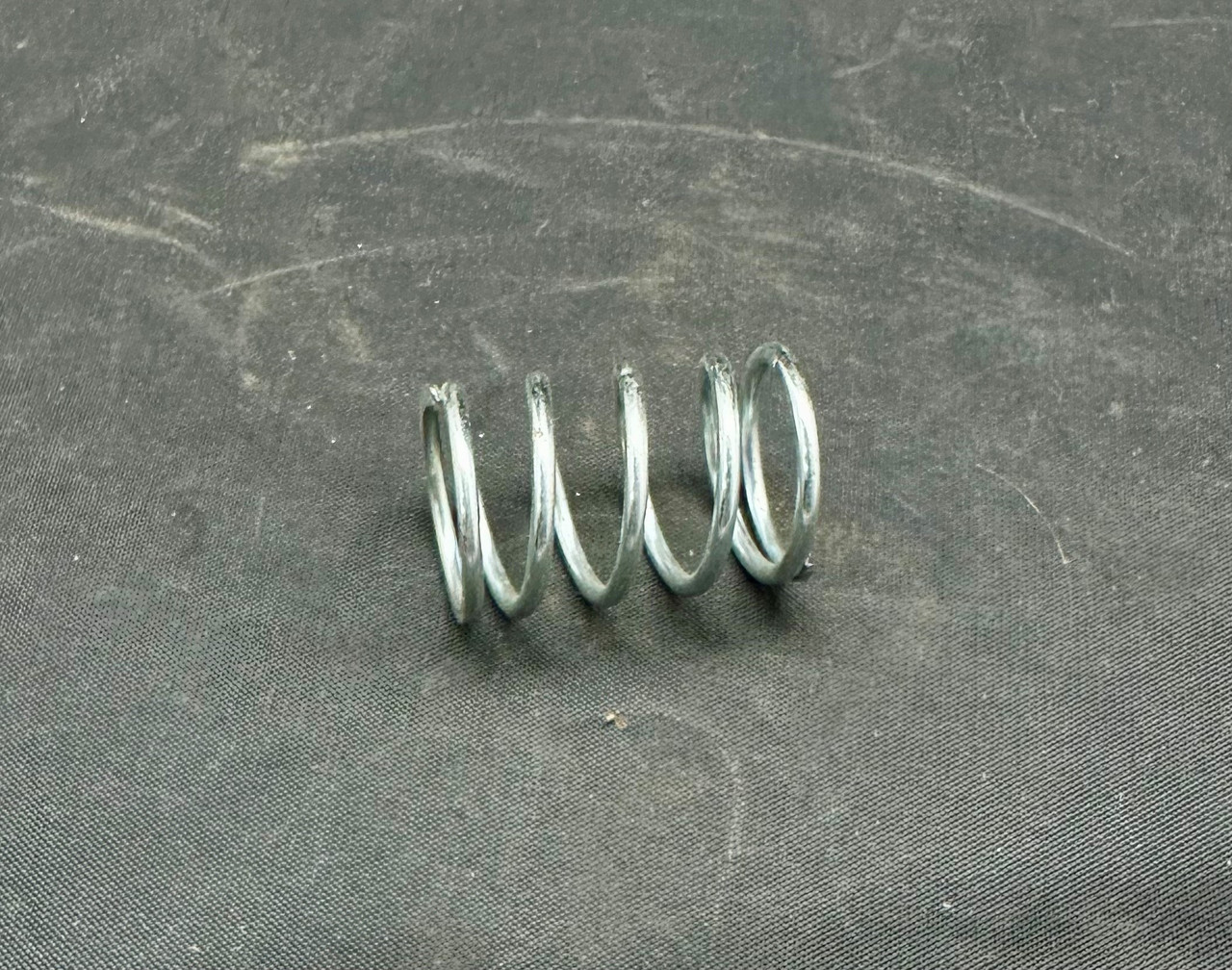 533085001 - SPRING-2" SET STOP VALVE - Franklen Equipment, Inc