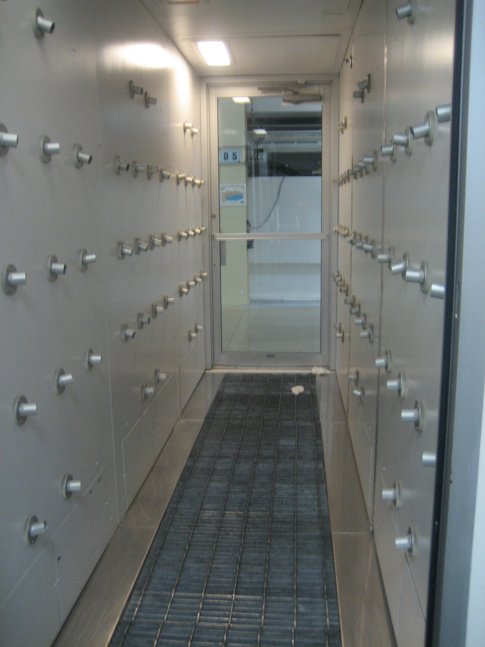 Cleanroom Air Showers | 2-Unit Tunnel Air Shower Clean Room