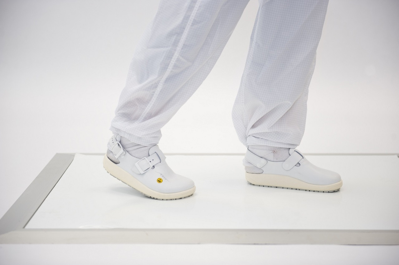 Tacky Mat Frames | Sticky Mat Frames | Cleanroom Mats