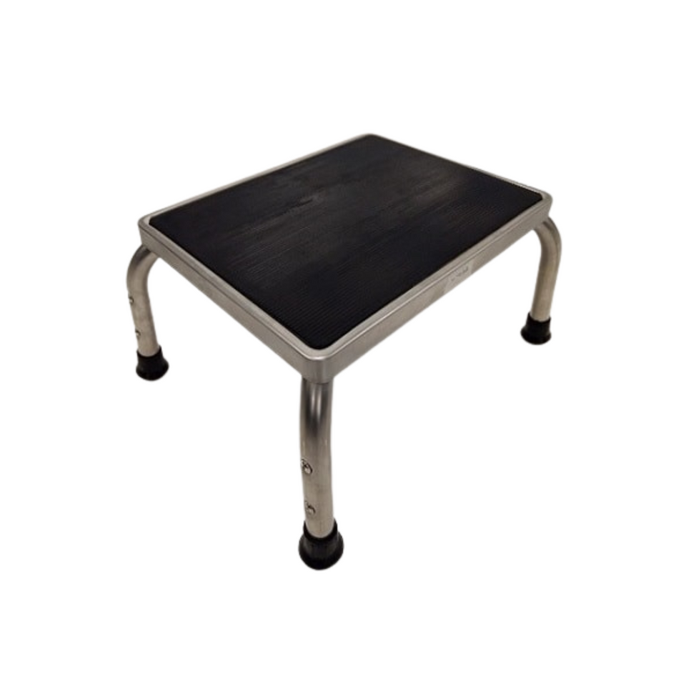 Cleanroom Step Stools | Stainless Steel Stools | Cleanroom World
