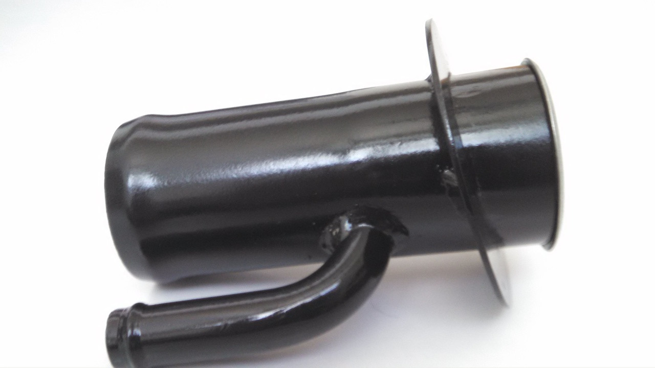 Custom Fuel Filler Neck With 25° Angled Flange For Flatbed