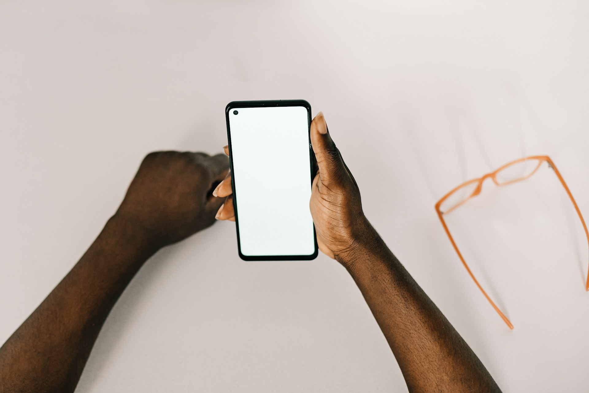 Challenges with Used Phones and Effective Solutions - TodaysCloseout.com