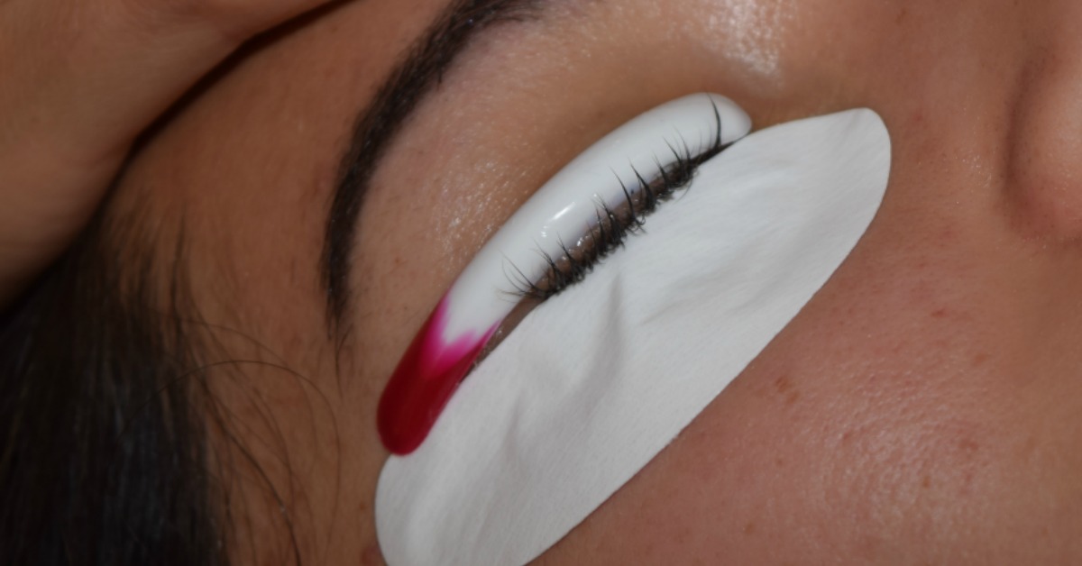 Tips for Finding the Best Lash Lift Training - Lash Stuff