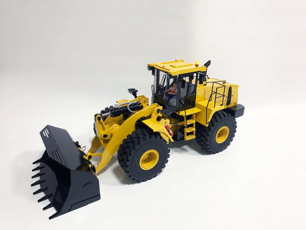 In Stock!!free Shipping!!!cat 980 Komatsu Wa470 1/14 Rc Metal Hydraulic ...