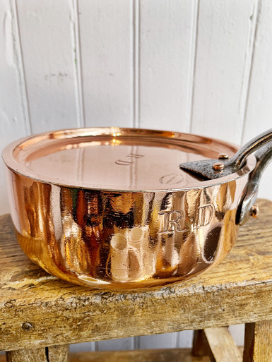 Antique English Temple & Crook Lidded Copper Pan - Batterby House