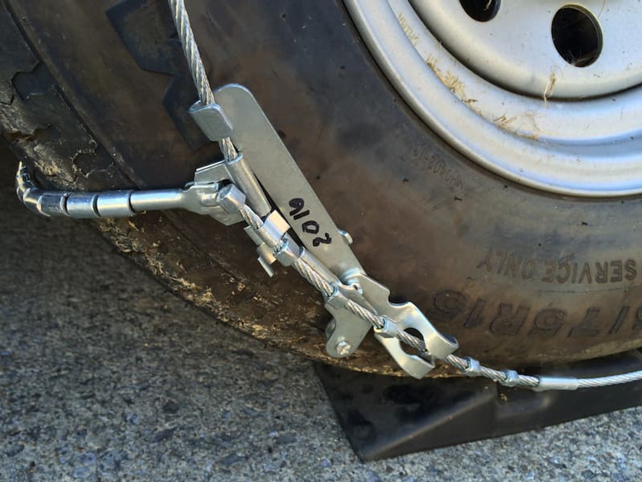 275 65 20 Tire Chains Cable