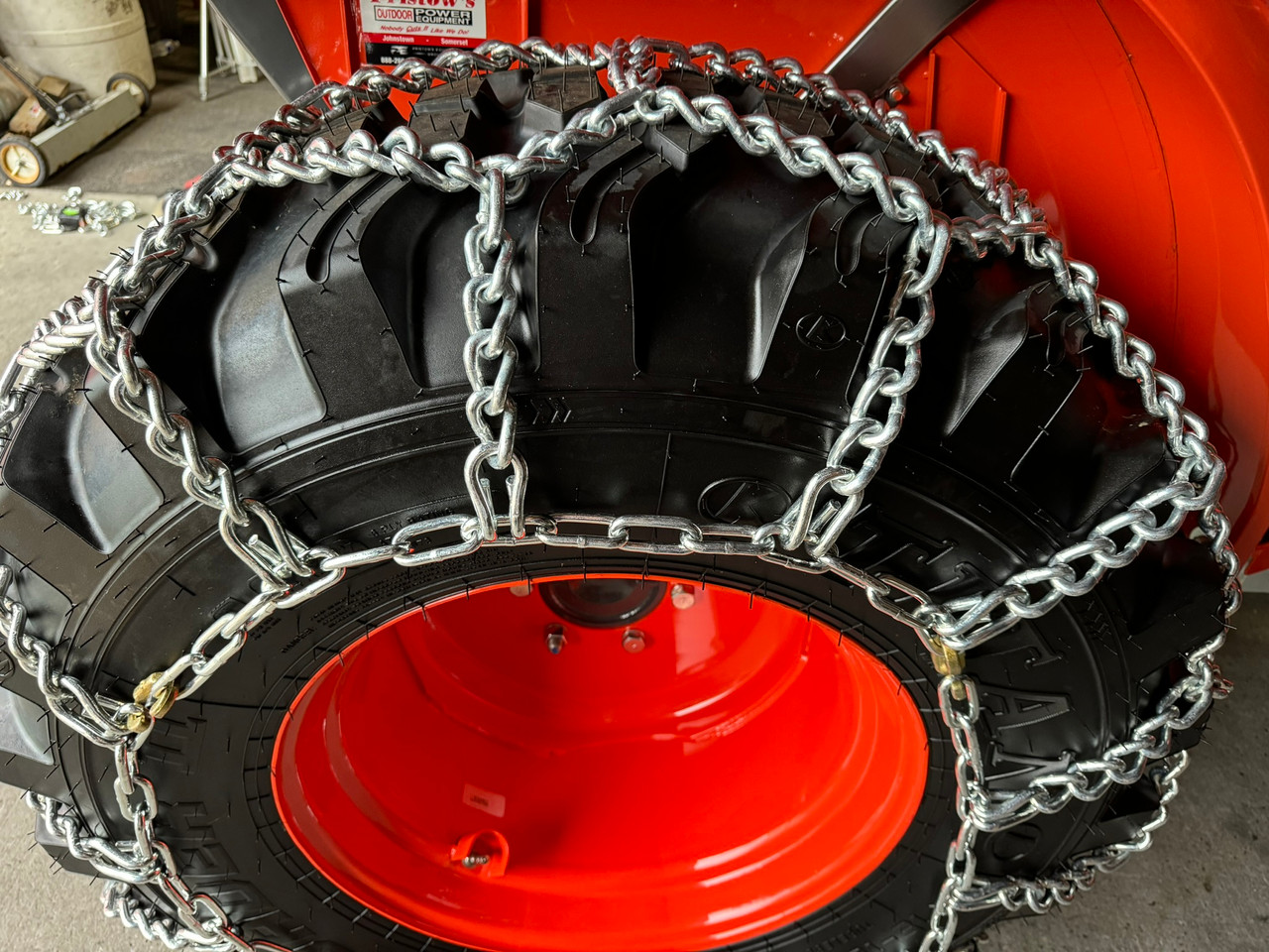Diamond European Rear Deere John 5036C 12.4-28 Tire Chains