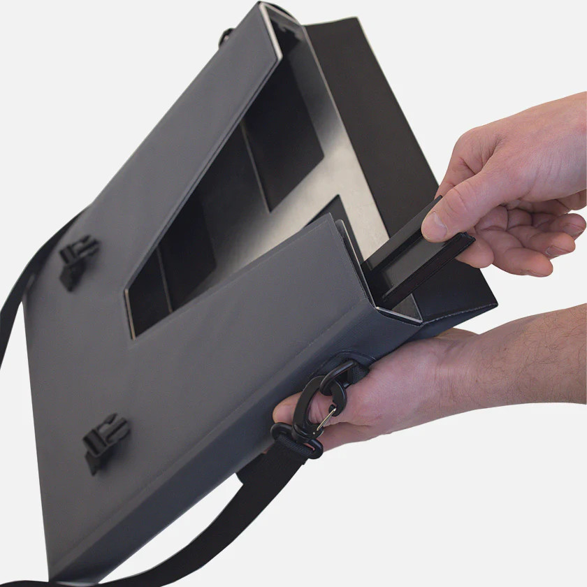 New Wave U.go Plein Air Wet Panel Carrier Large - Wet Paint Artists ...