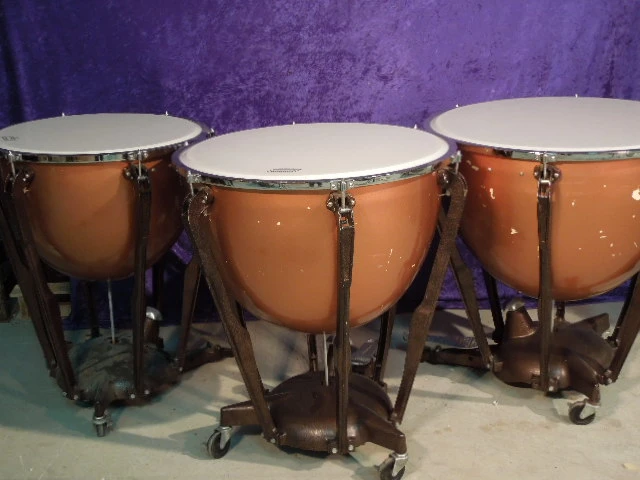 Set of 3 Ludwig Fiberglass Timpani. 23,26,29 inch. Serial #isi9241-22 ...