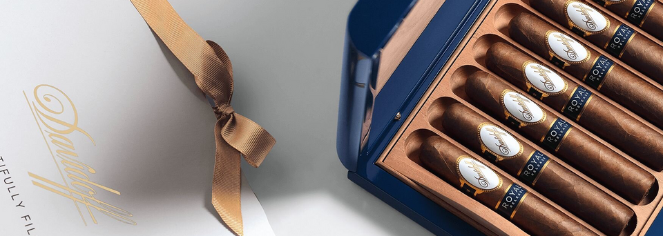 Father's Day Cigar Gifts: Celebrate Dad with Unforgettable Luxury