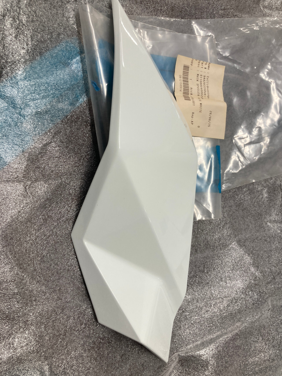 KTM SUPER DUKE 990 - MASK SPOILER R/S WHITE ( RH HEADLIGHT FAIRING ...