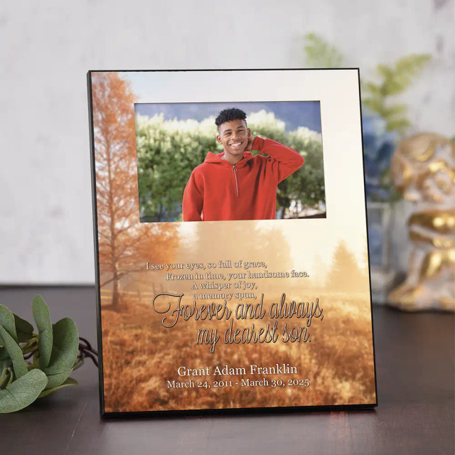 Memorial Picture Frames | Personalized Sympathy Photo Frames