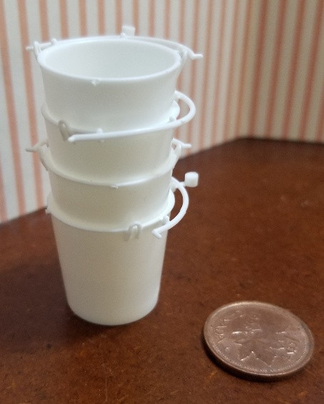 4 PAILS - Grandpa's Doll House