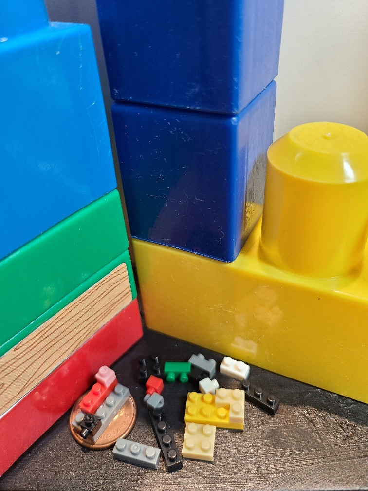 1/12 Scale Building Blocks - Package of 18 - Grandpa's Doll House