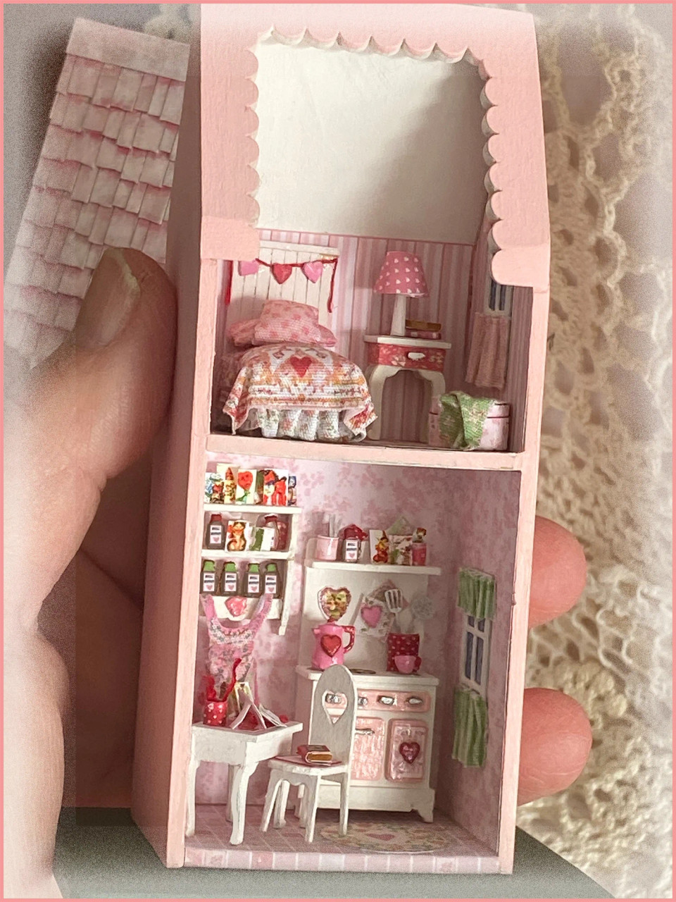 "Sweetheart House" by Robin Betterley Miniatures - Grandpa's Doll House
