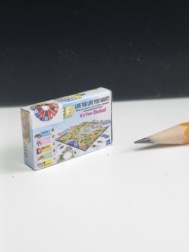 1/12 Scale Miniature Game Box - Life - Grandpa's Doll House