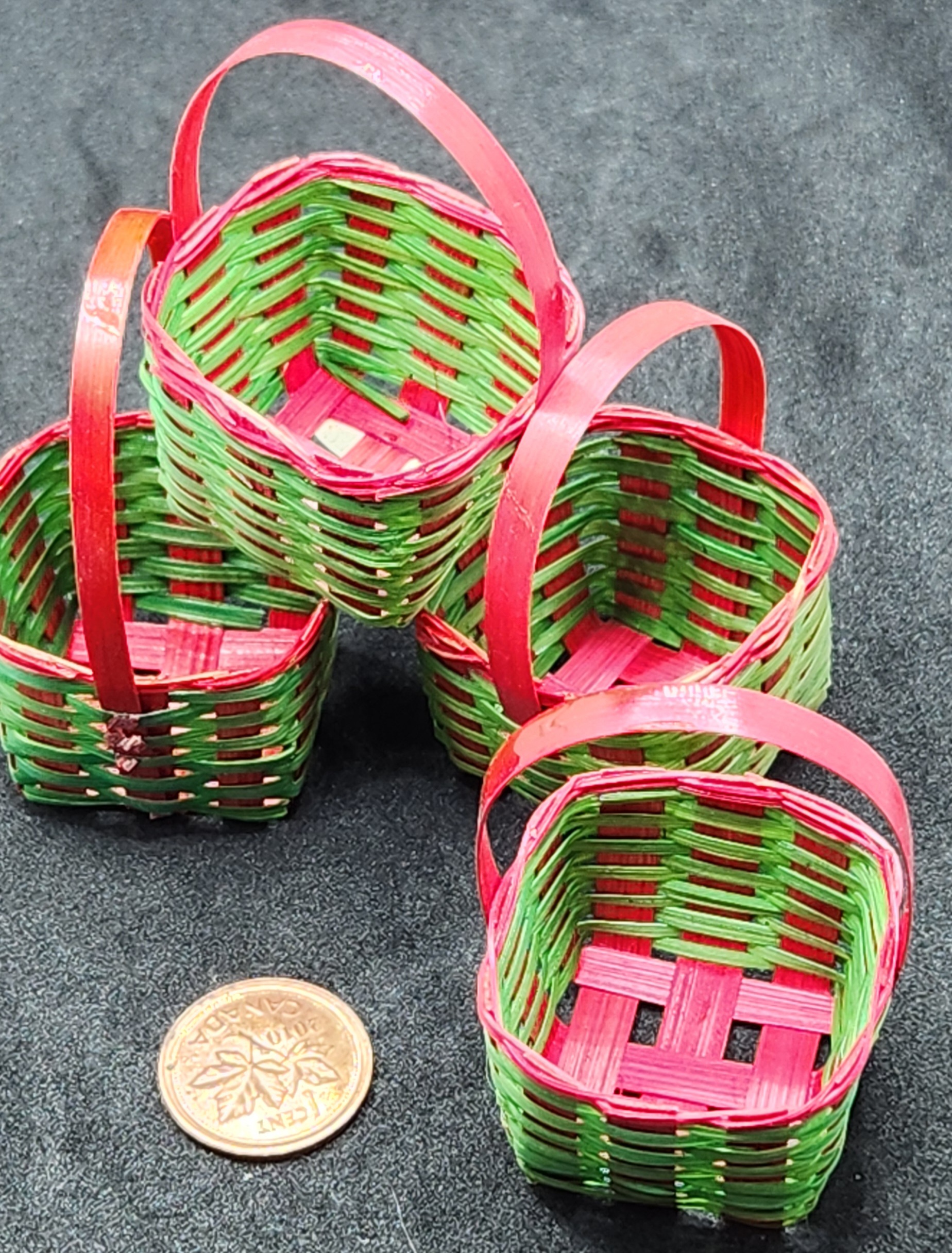 1/12 Scale Large Red & Green Wicker Baskets - Set of 4 - Grandpa's Doll ...