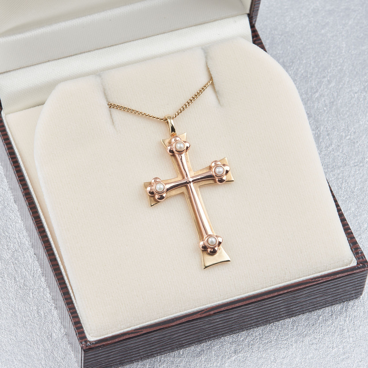 Second Hand 9ct Gold Clogau Celtic Cross | RH Jewellers