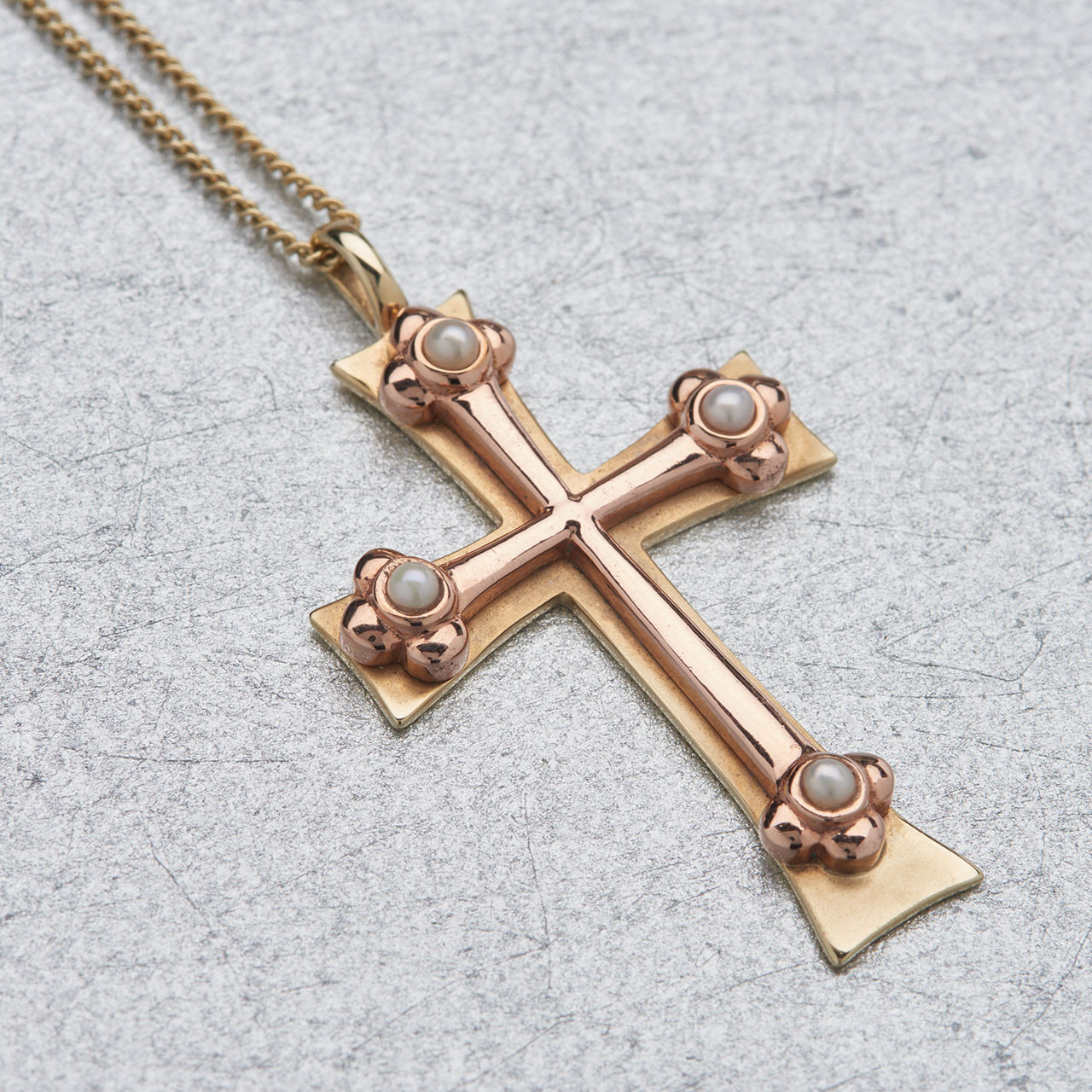 Second Hand 9ct Gold Clogau Celtic Cross | RH Jewellers
