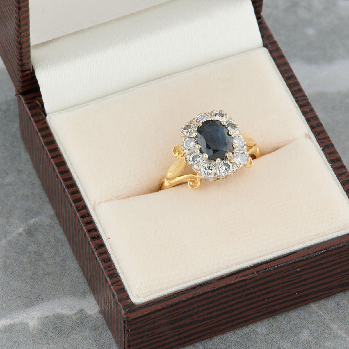 Second Hand Sapphire & Diamond Cluster Ring | RH Jewellers