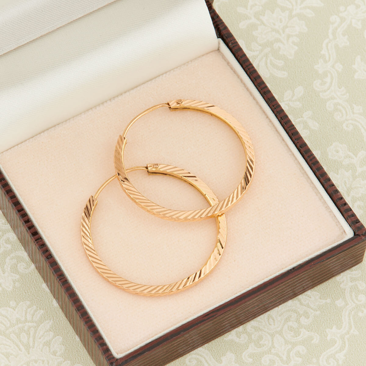 Second Hand 18ct Gold Large Hoop Earrings | RH Jewellers