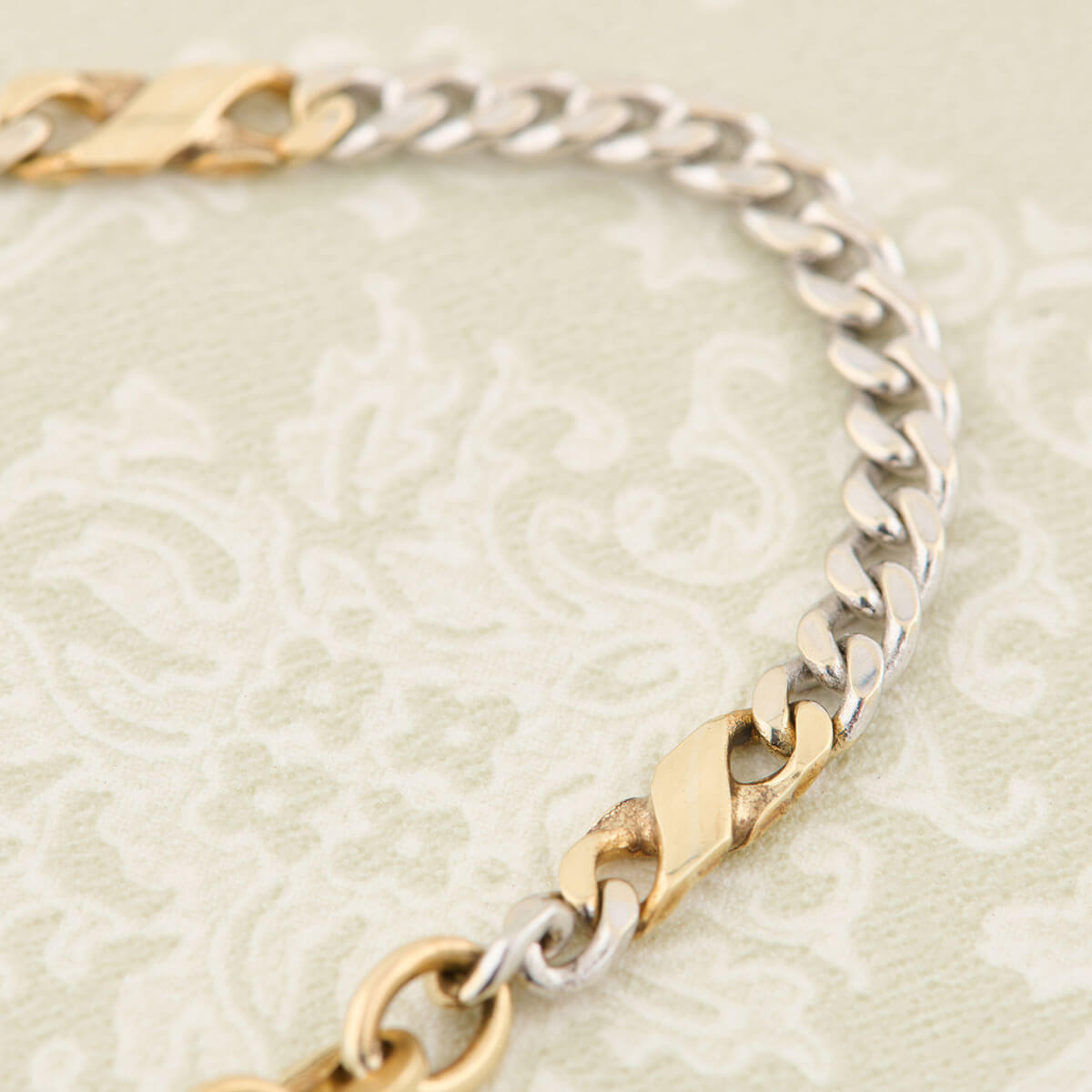 Second Hand 9ct Gold 2 Colour Curb Bracelet | RH Jewellers