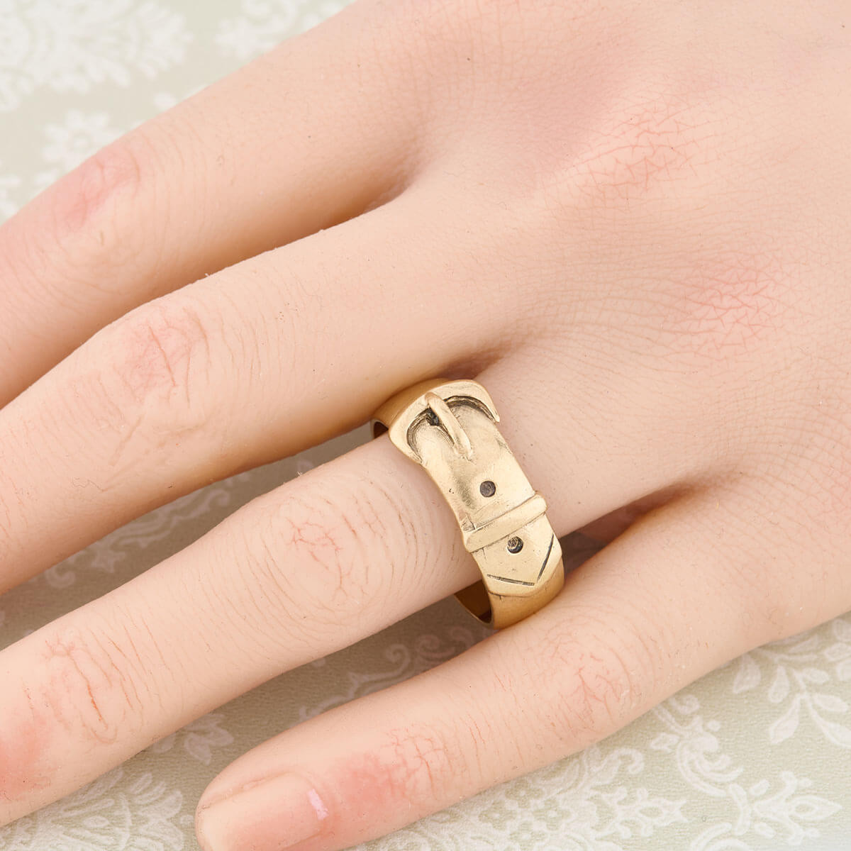 Second Hand 9ct Gold Buckle Ring | RH Jewellers