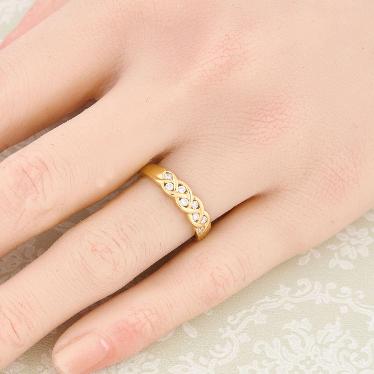 Second Hand Gold Eternal Bow Diamond Ring | RH Jewellers