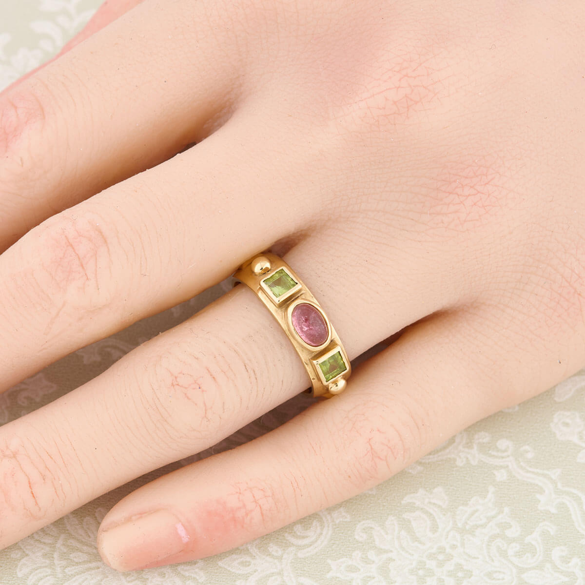 Second Hand Amethyst & Peridot Studded Band | RH Jewellers