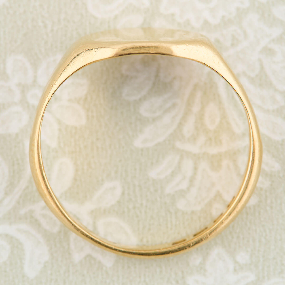 Vintage 18ct Gold Octagonal Signet Ring | RH Jewellers