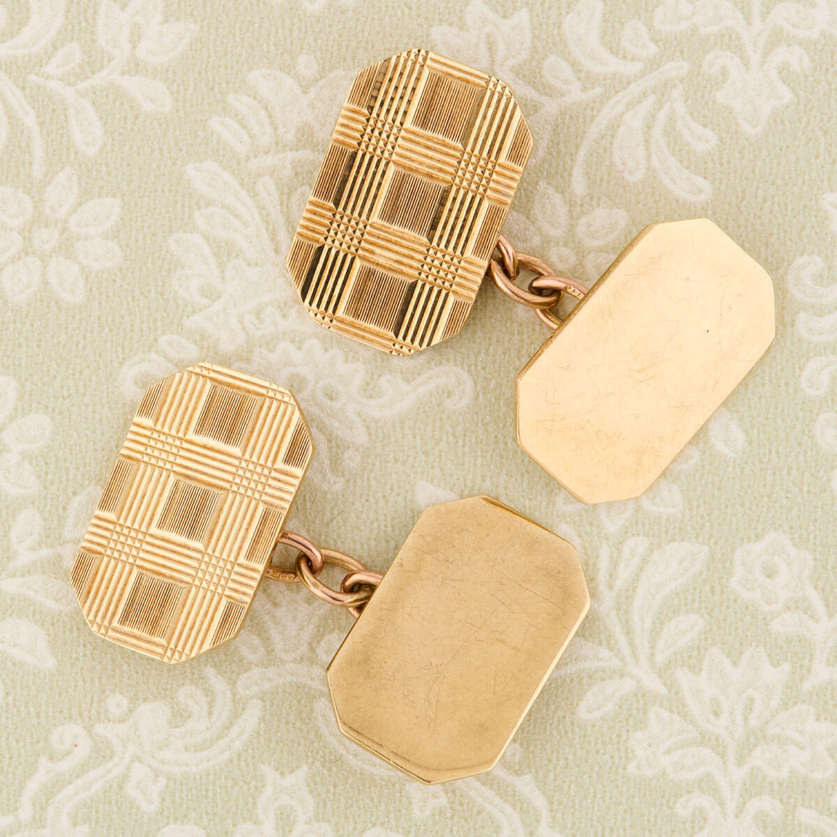 Vintage 9ct Gold Engraved Rectangle Cufflinks | RH Jewellers