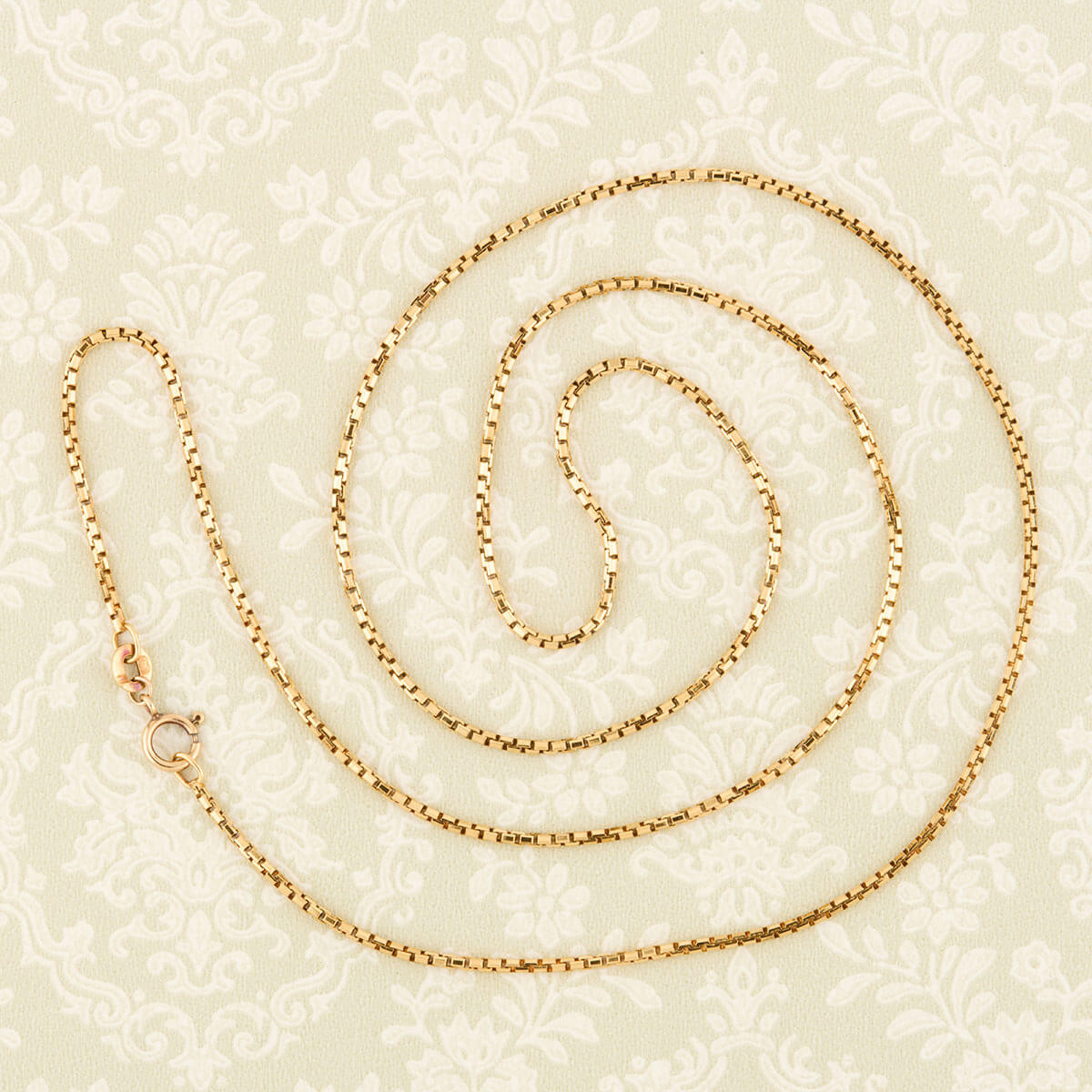 Second Hand 18ct Gold 24” Box Chain Necklace | RH Jewellers