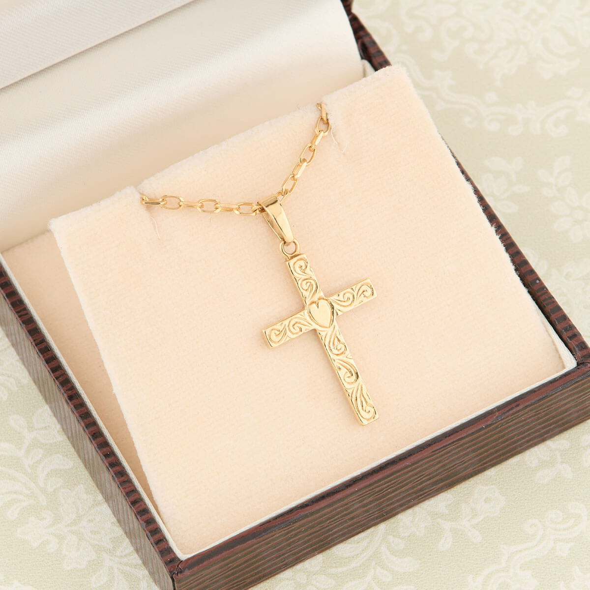 Second Hand 9ct Gold Cross Pendant with Chain | RH Jewellers