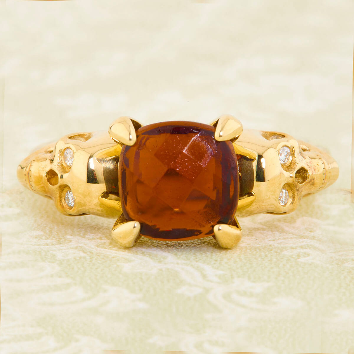 Second Hand Gold Garnet & Diamond Skull Ring | RH Jewellers