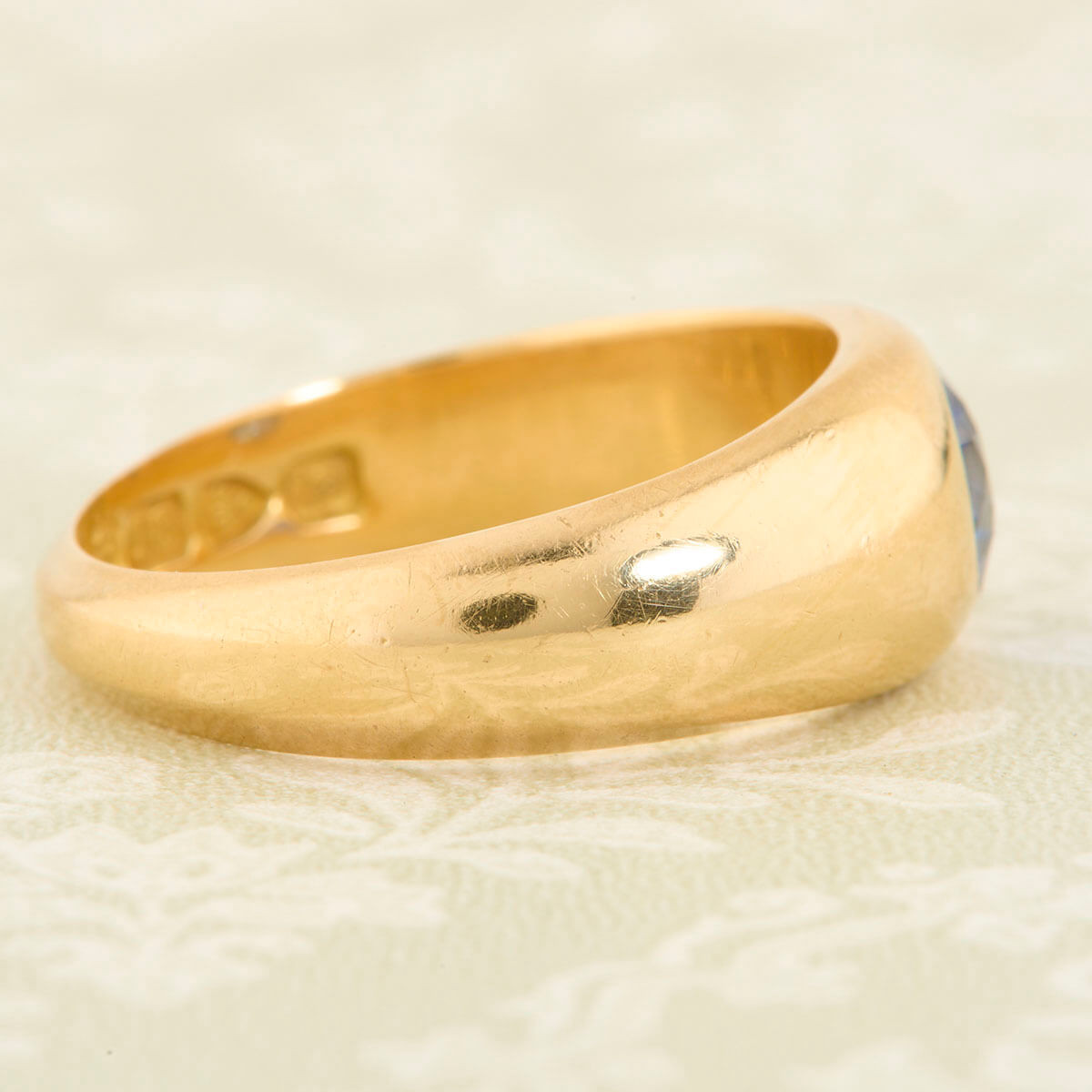 Antique 18ct Gold Simulated Sapphire Gypsy Ring | RH Jewellers