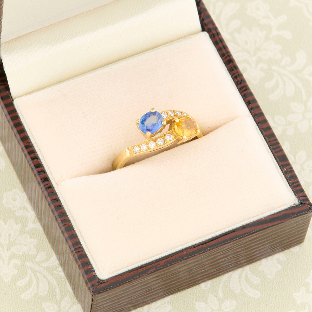 Second Hand Yellow Sapphire & Diamond Ring | RH Jewellers