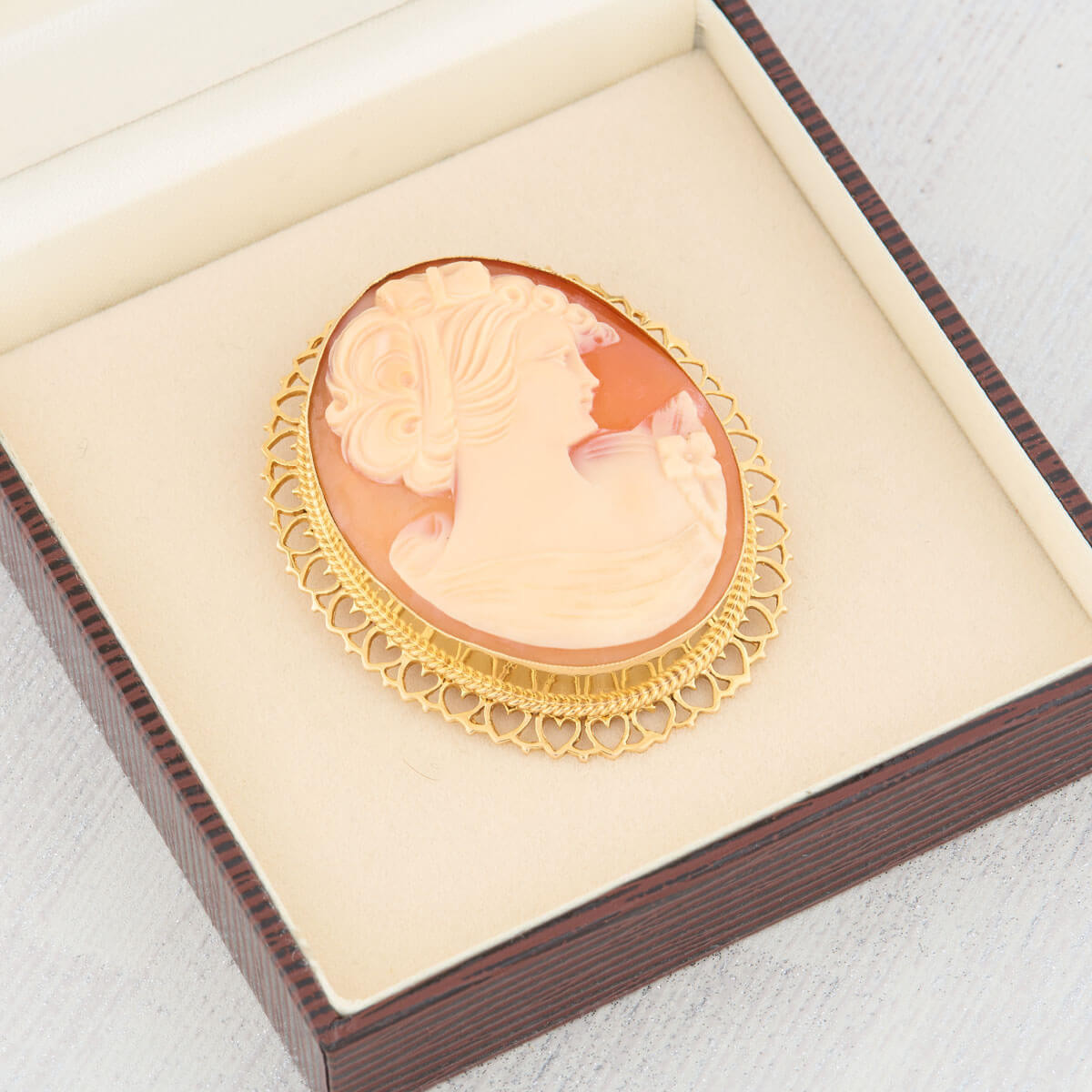 Vintage Large Cameo Brooch | RH Jewellers