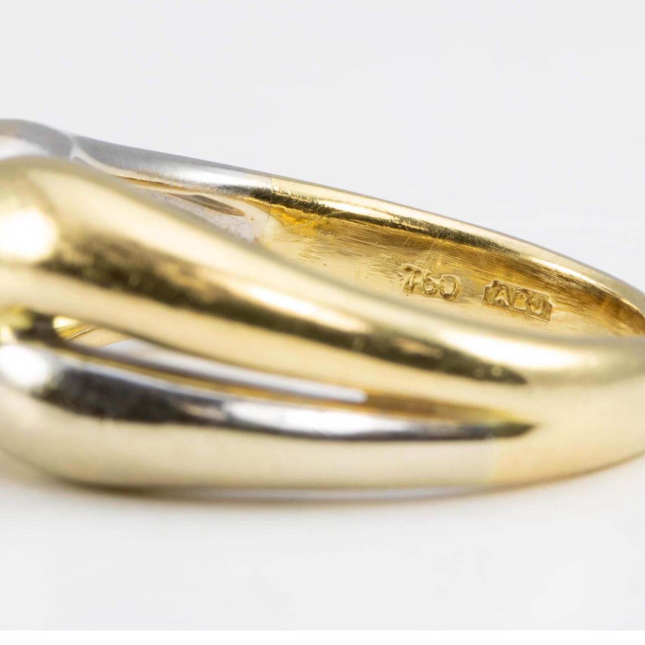Second Hand Gold Solitaire Diamond Wide Ring | RH Jewellers