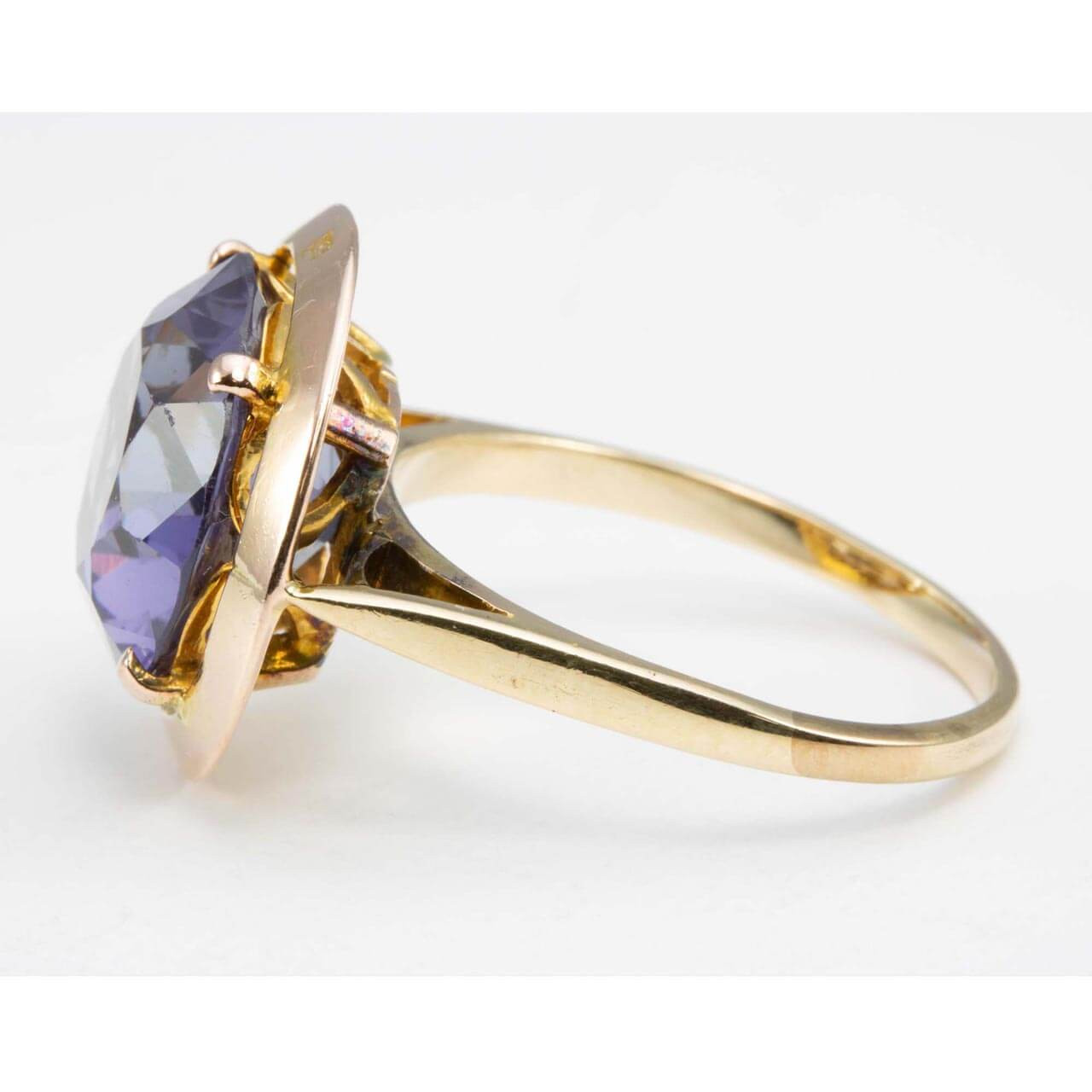Second Hand 9ct Gold Large Alexandrite Ring | RH Jewellers